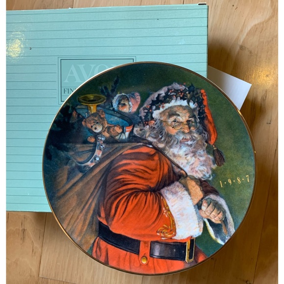 Avon | Holiday | Vintage Avon The Magic That Santa Brings 987 Christmas ...